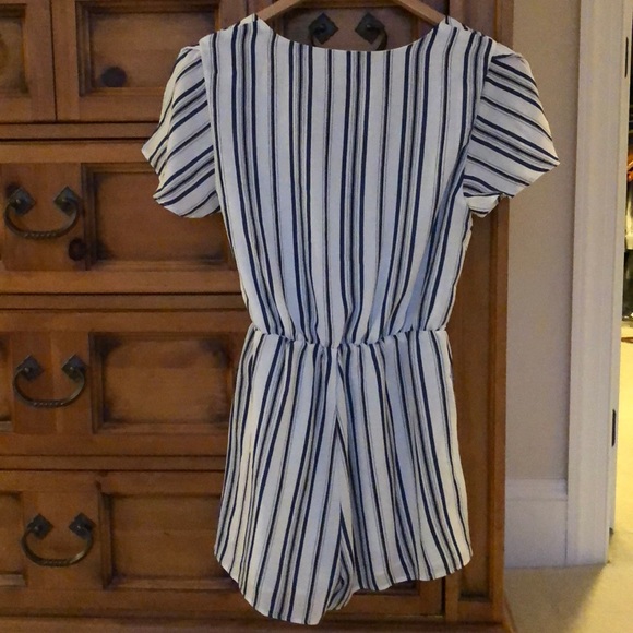 Everly | Pants & Jumpsuits | Everly Romper Super Cute | Poshmark